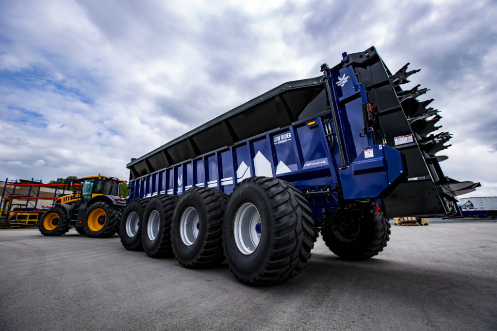JBS Equipment Low Rider Manure Spreader - Byron AG Machinery - Byron AG ...